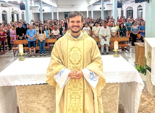 Saiba quem é o padre Patrick Fernandes, que depõe na CPI das Bets ...